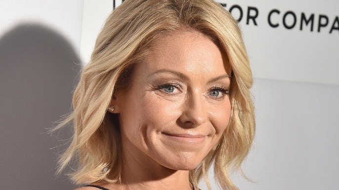Kelly Ripa Looks Sad As She Talks About Emotional ‘Live’ Retirement ...