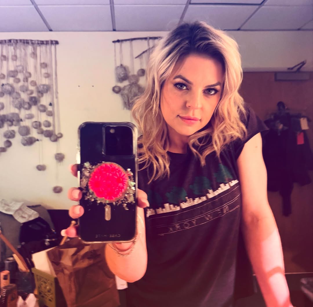 Bad News: Actress Kirsten Storms (Maxie) overdosed on drugs to end her ...